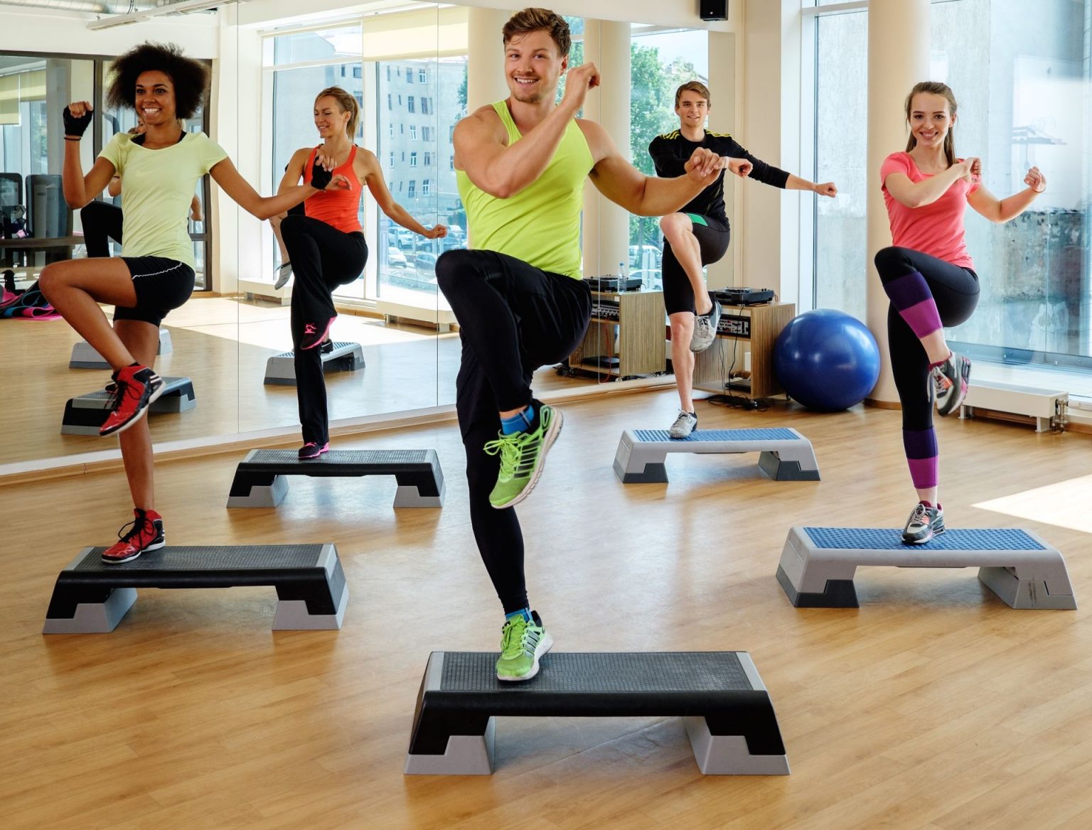 Step fitness pour débutants : démarrez le sport en force!